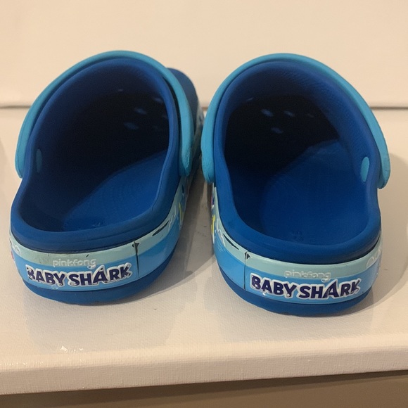 CROCS | Shoes | Kids Original Pinkfong Baby Shark Crocs | Poshmark